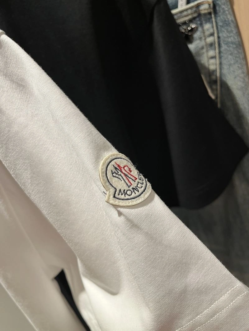 Indistinguishable Moncler T-Shirts