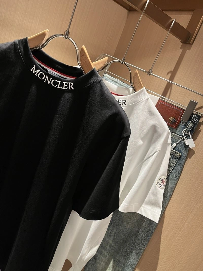 Indistinguishable Moncler T-Shirts