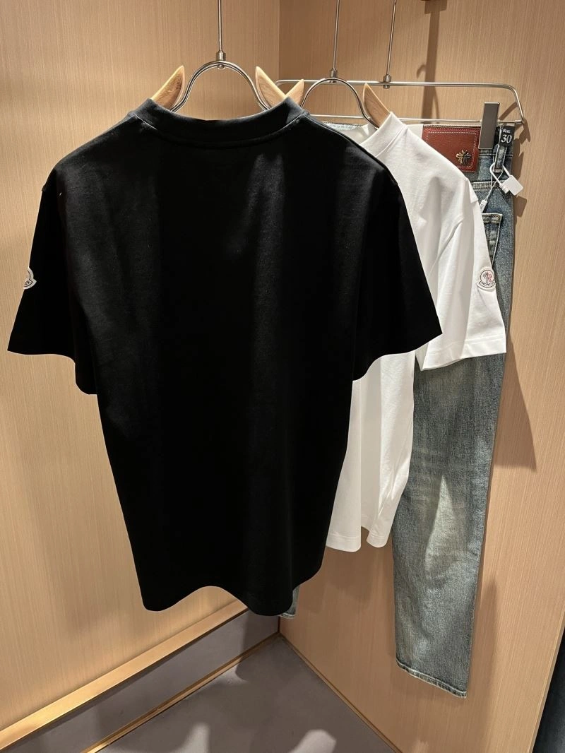 Indistinguishable Moncler T-Shirts