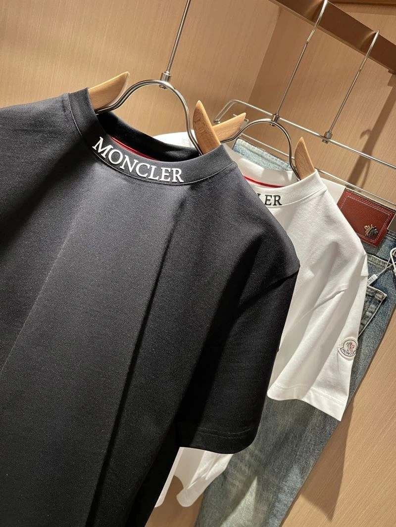 Indistinguishable Moncler T-Shirts