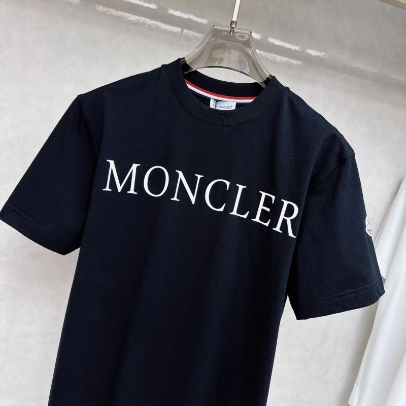 Inexpensive Moncler T-Shirts