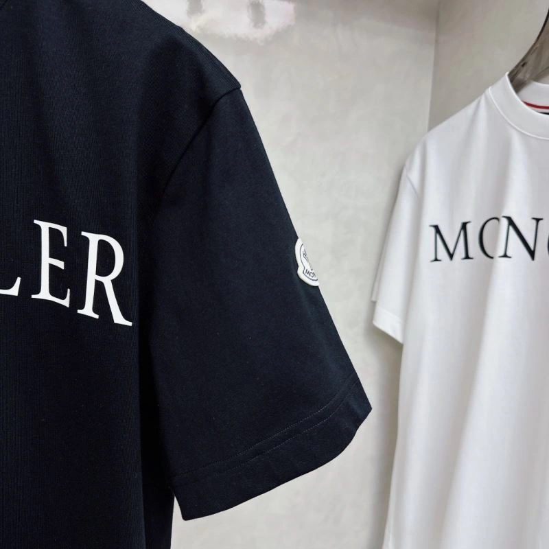 Inexpensive Moncler T-Shirts