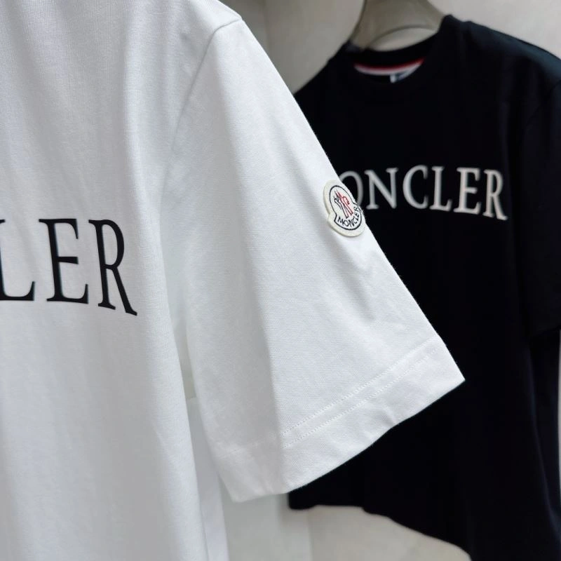 Inexpensive Moncler T-Shirts