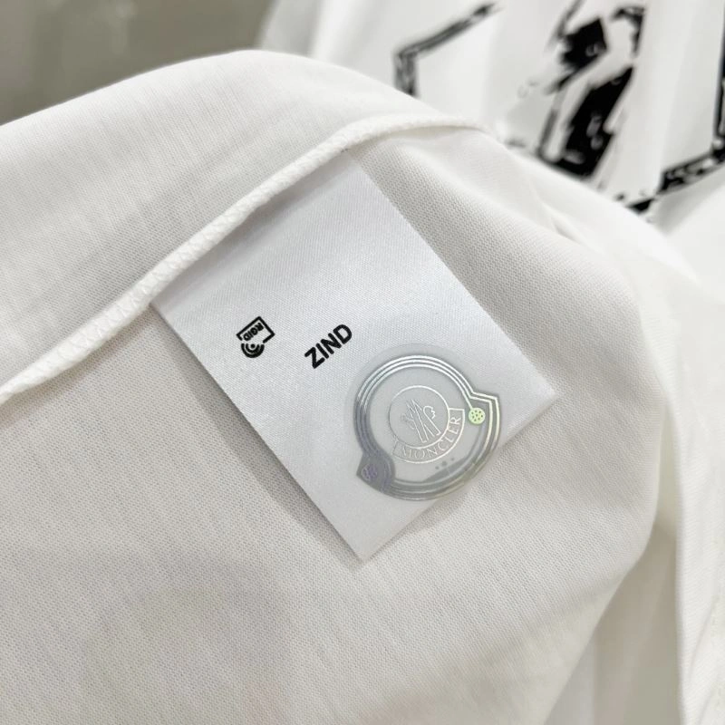 Brand-original Moncler T-Shirts