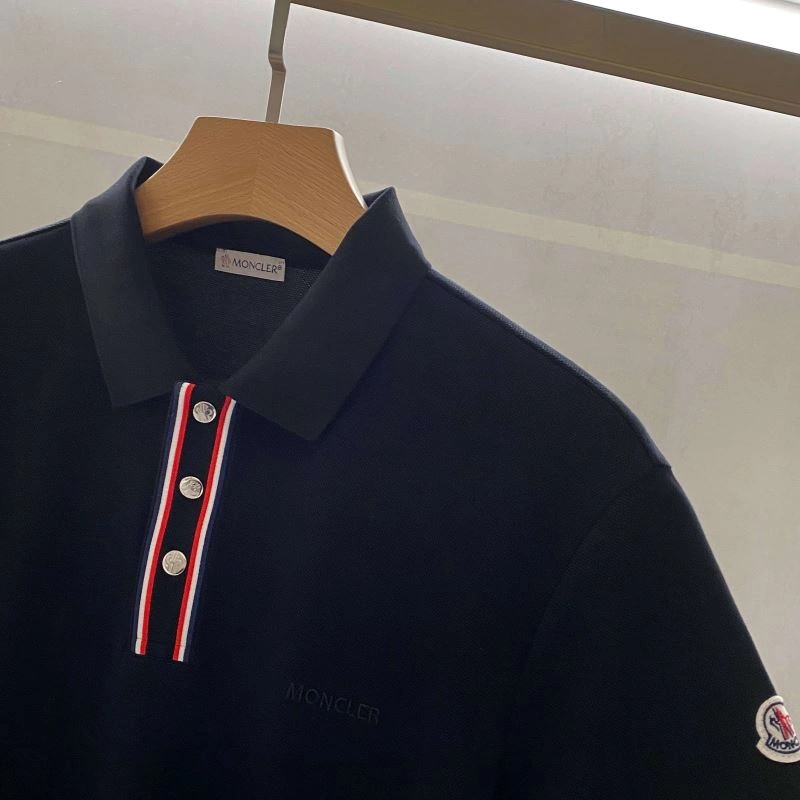 Top mirror Moncler T-Shirts