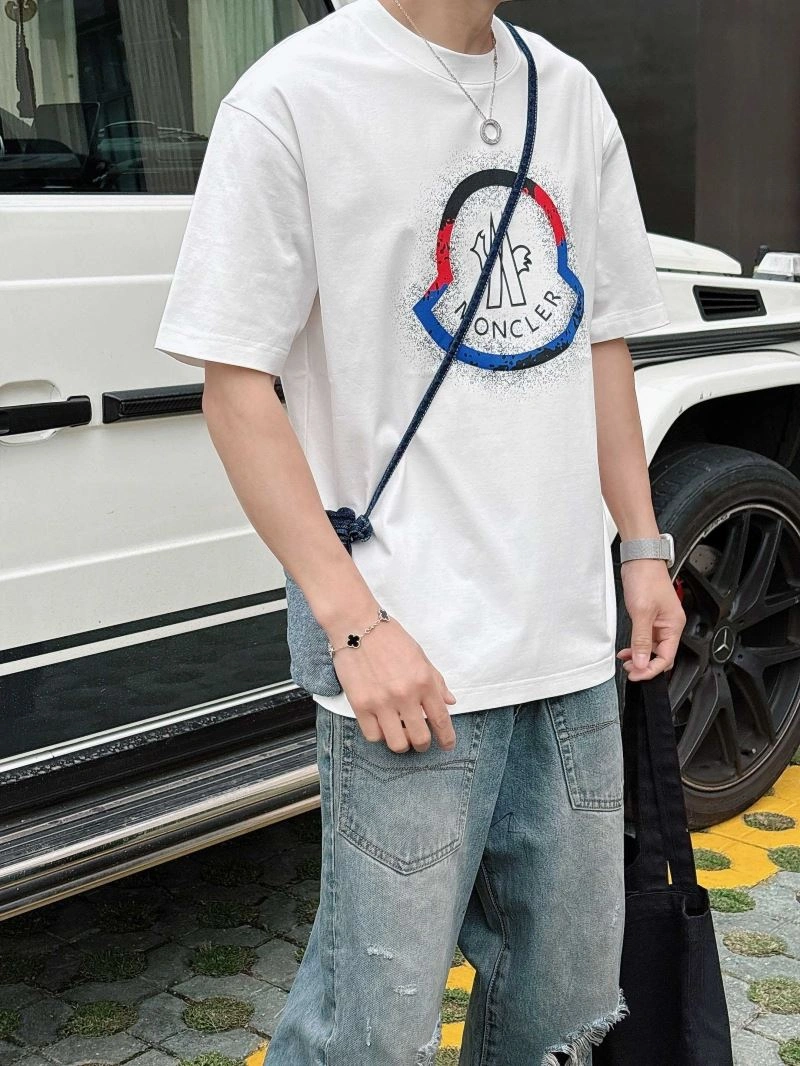 Brand-original Moncler T-Shirts