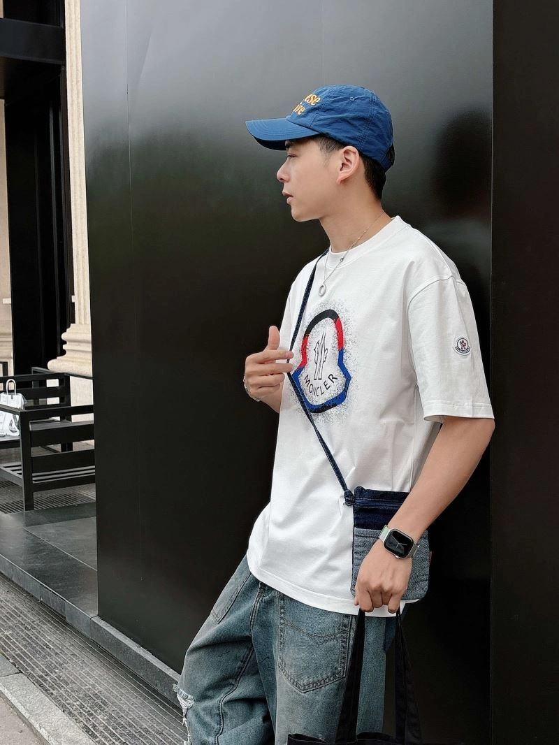 Brand-original Moncler T-Shirts