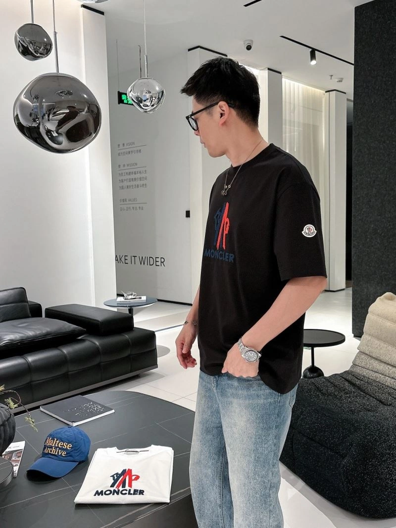 Real Moncler T-Shirts