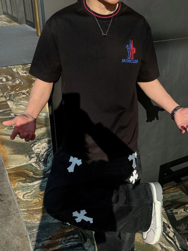 Factory-made Moncler T-Shirts