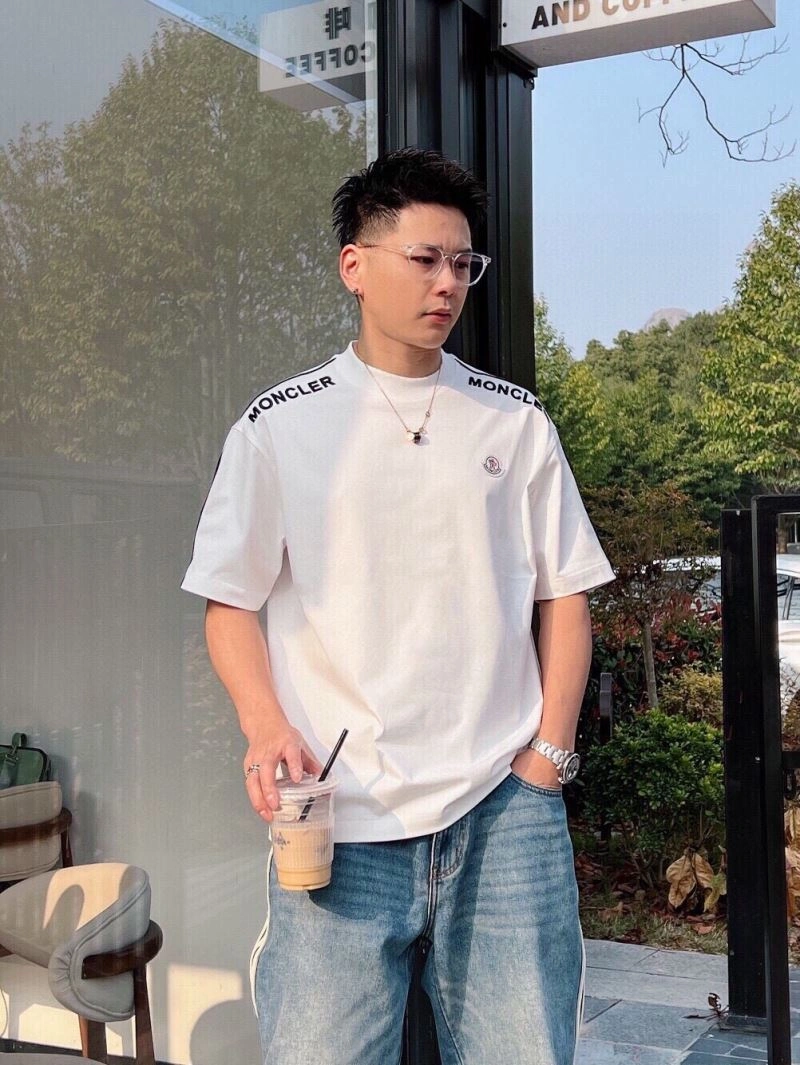 Indistinguishable Moncler T-Shirts