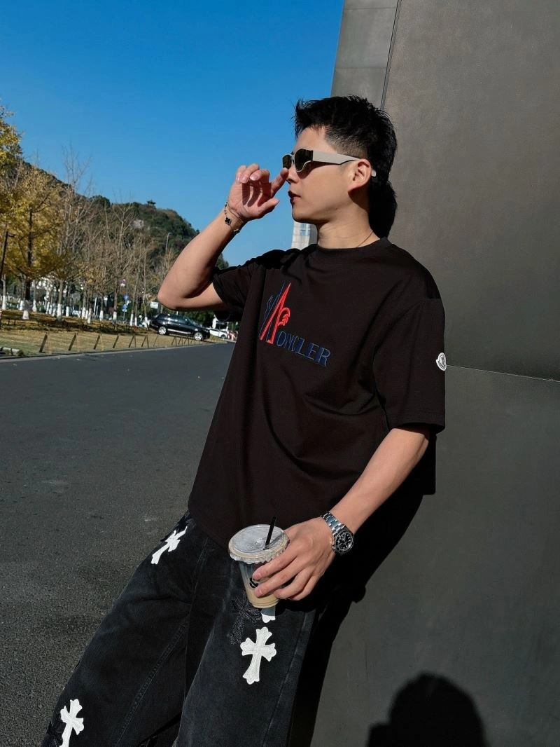 Value-priced Moncler T-Shirts
