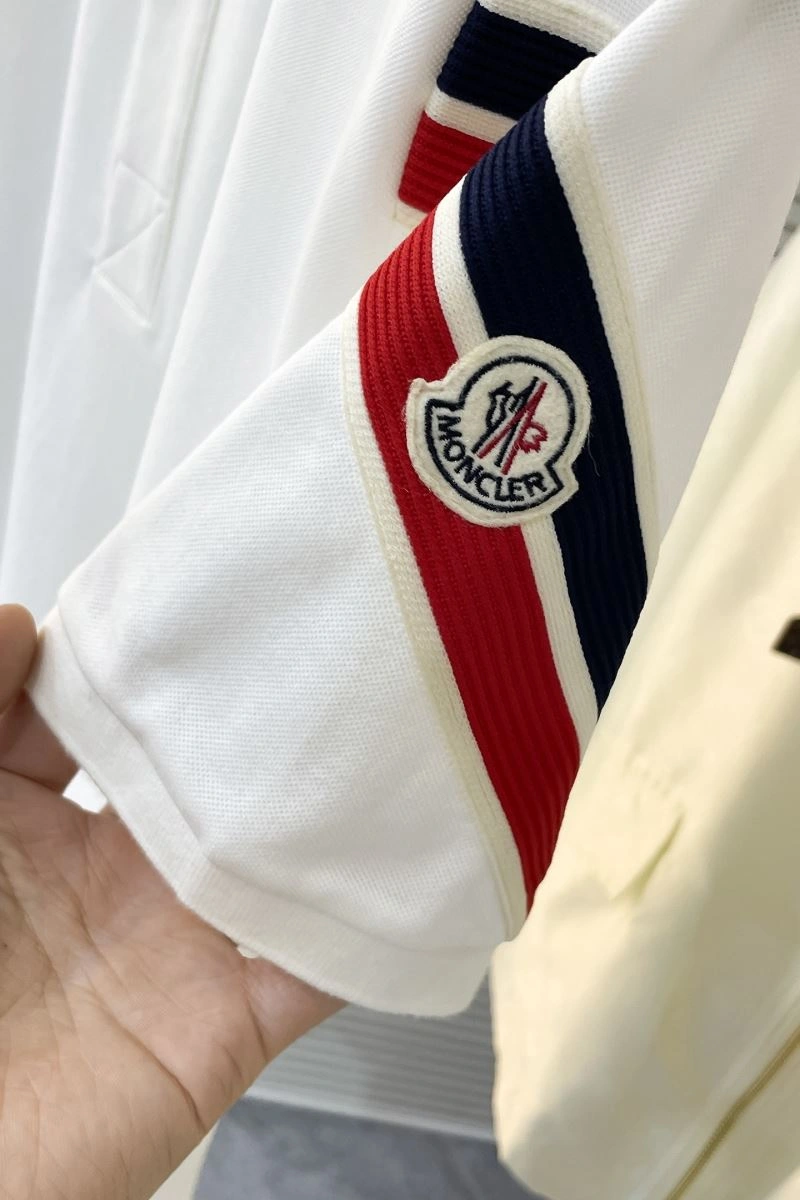 Accurate model Moncler T-Shirts