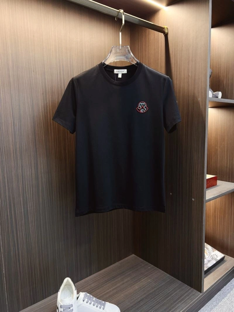 Inexpensive Moncler T-Shirts
