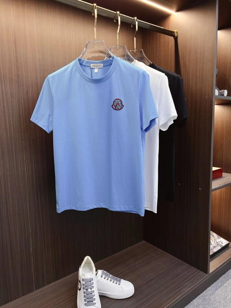 Inexpensive Moncler T-Shirts