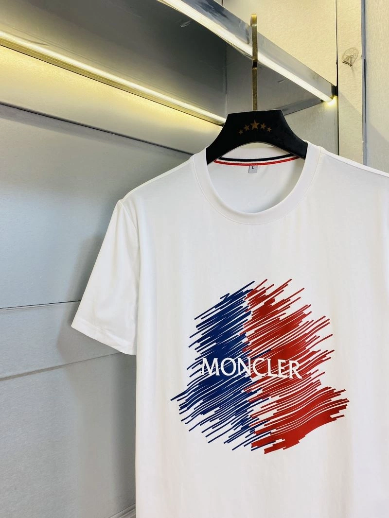 Top mirror Moncler T-Shirts