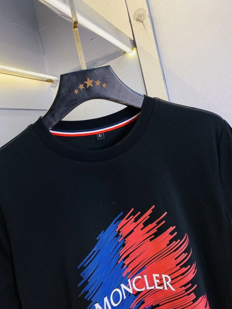 Top mirror Moncler T-Shirts
