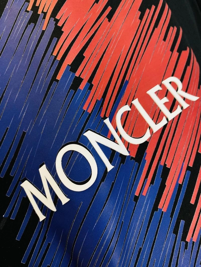 Top mirror Moncler T-Shirts