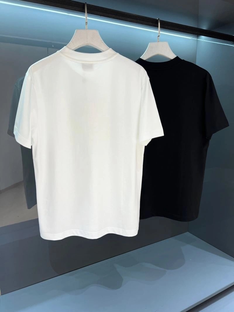 Top mirror Moncler T-Shirts