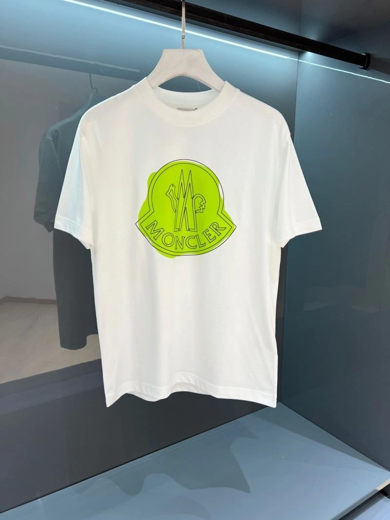 Top mirror Moncler T-Shirts