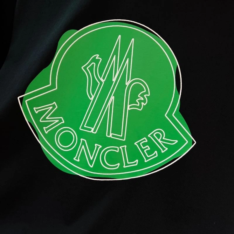 Top mirror Moncler T-Shirts