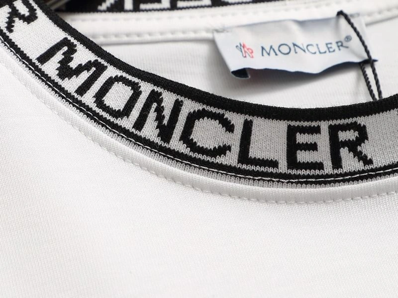 Brand-original Moncler T-Shirts