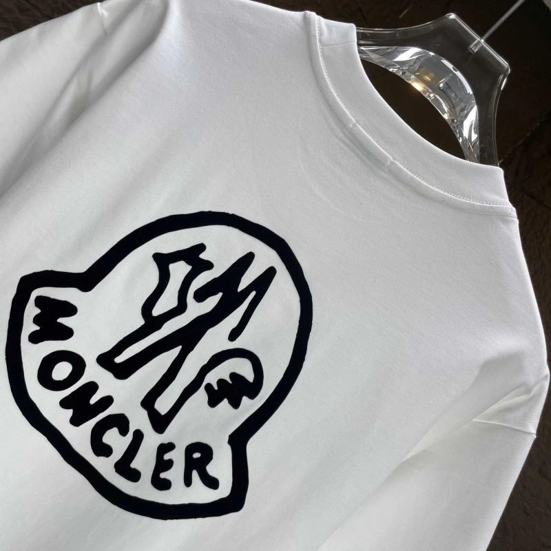 Cut-rate Moncler T-Shirts