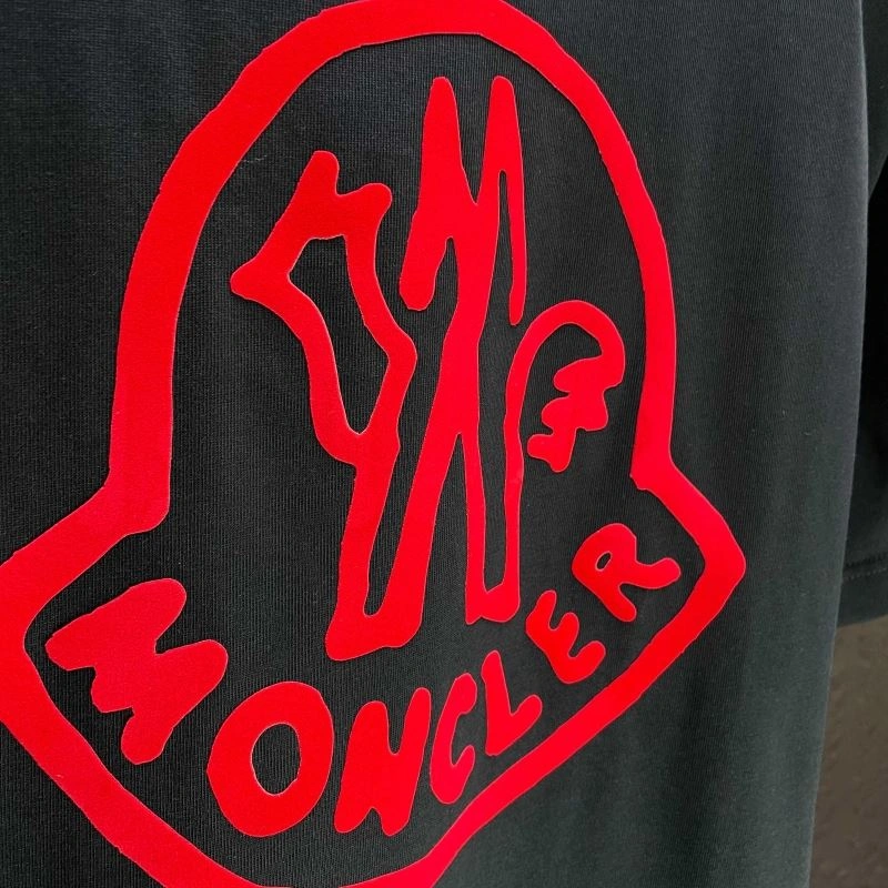 Low-cost Moncler T-Shirts