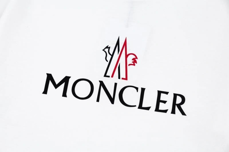 Cut-rate Moncler T-Shirts