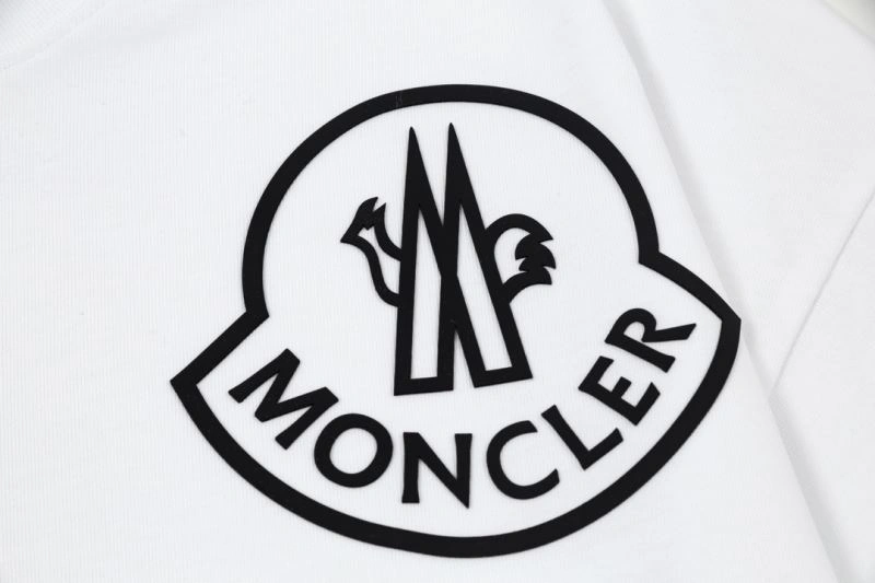 Brand-authenticated Moncler T-Shirts
