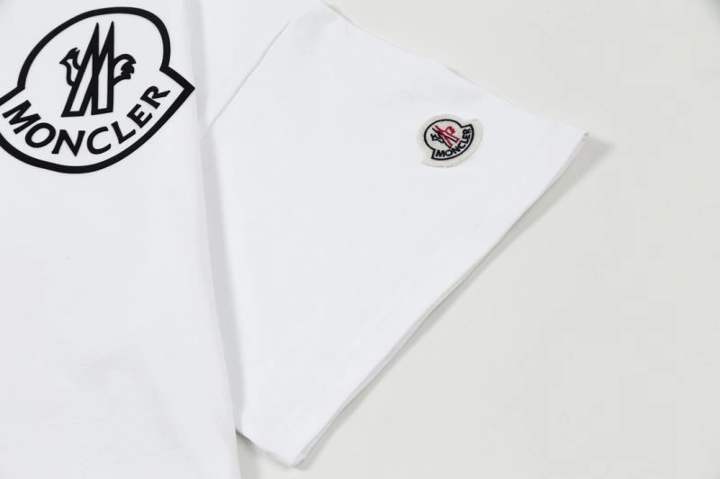 Brand-authenticated Moncler T-Shirts