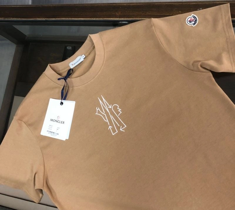 Bargain Moncler T-Shirts