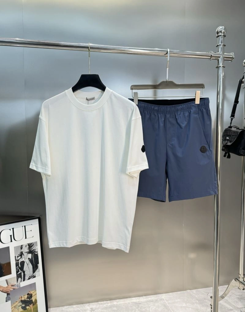 Brand-authenticated Moncler T-Shirts