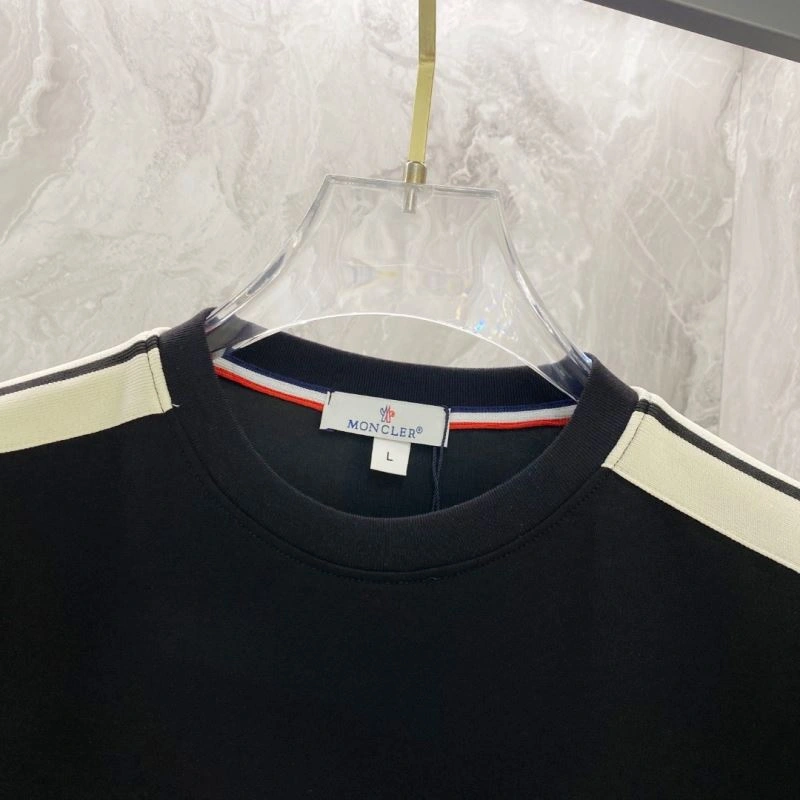Brand-authenticated Moncler T-Shirts
