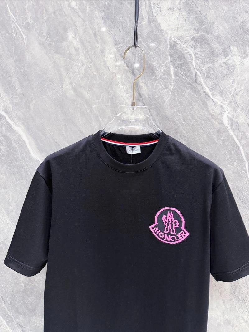 Low-cost Moncler T-Shirts