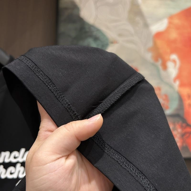 Bargain Moncler T-Shirts