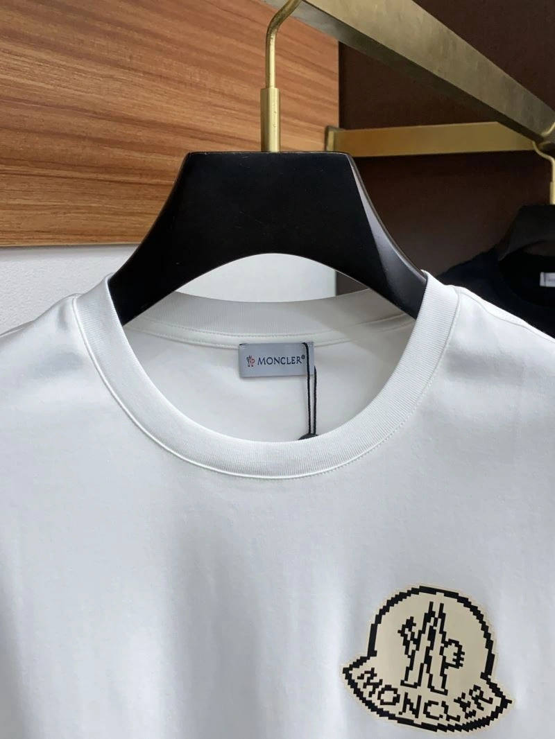 Exact replica Moncler T-Shirts