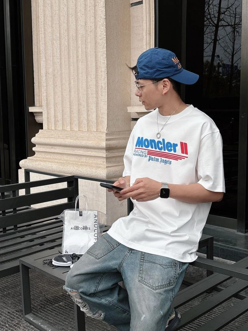 High fidelity Moncler T-Shirts