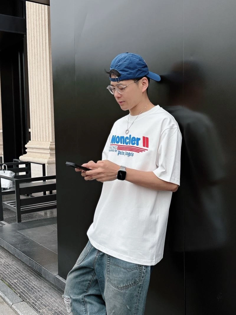 High fidelity Moncler T-Shirts