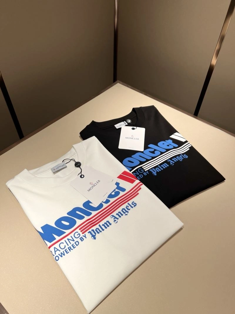 Bargain Moncler T-Shirts