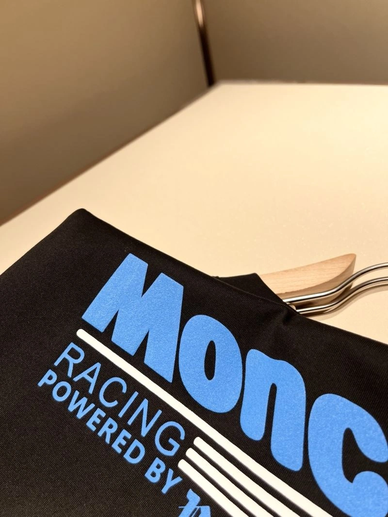 Bargain Moncler T-Shirts