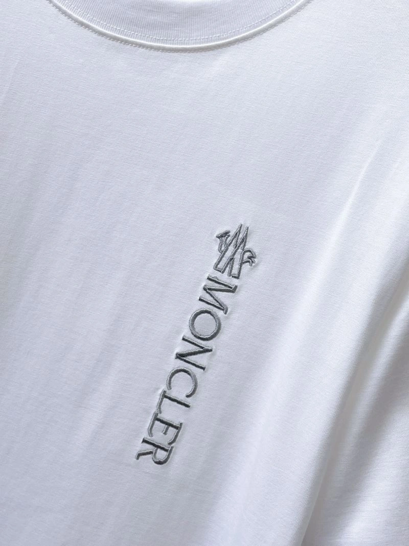 Accurate model Moncler T-Shirts