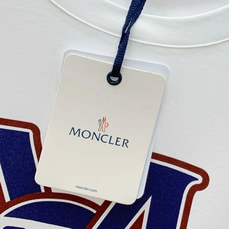 Cut-rate Moncler T-Shirts