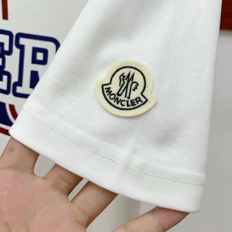 Cut-rate Moncler T-Shirts