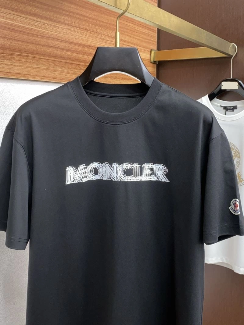 Cut-rate Moncler T-Shirts