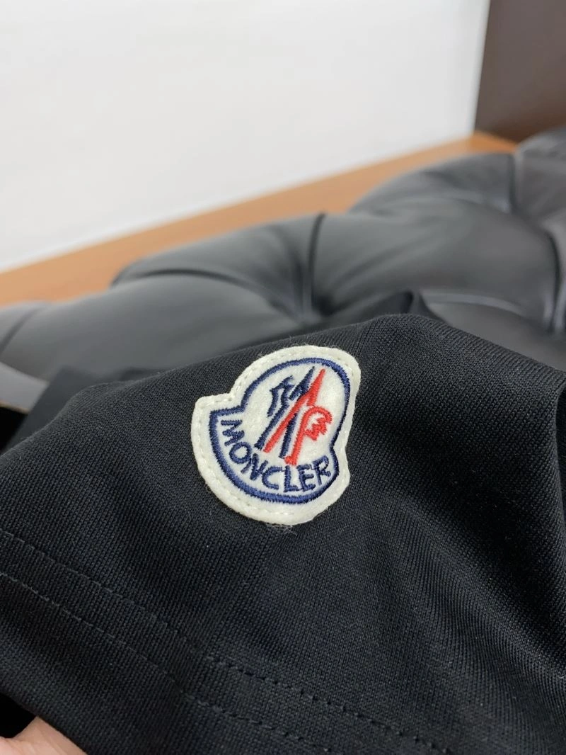 Cut-rate Moncler T-Shirts