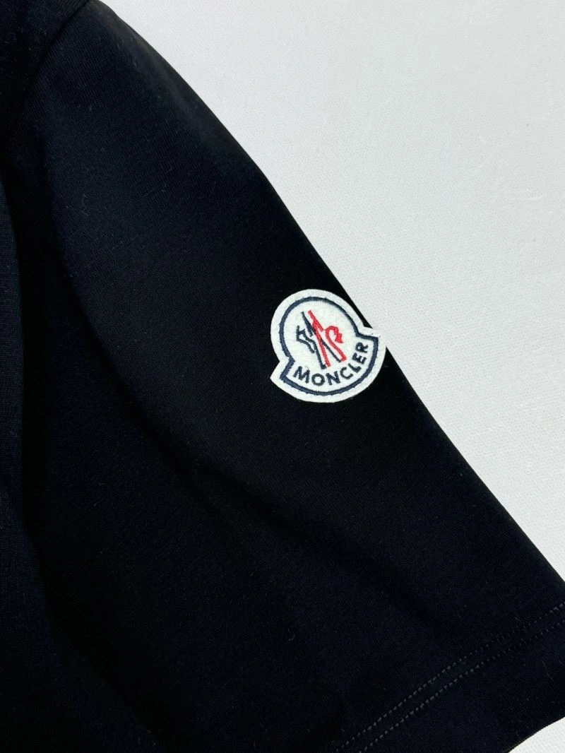 Discounted Moncler T-Shirts
