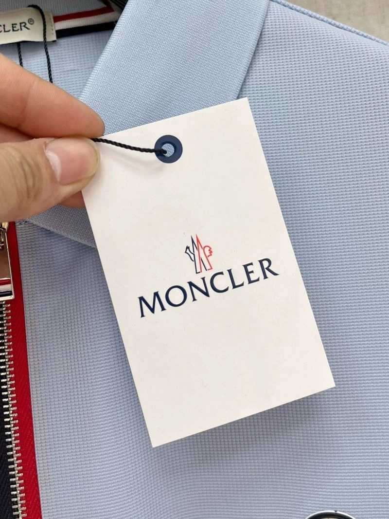 Inexpensive Moncler T-Shirts