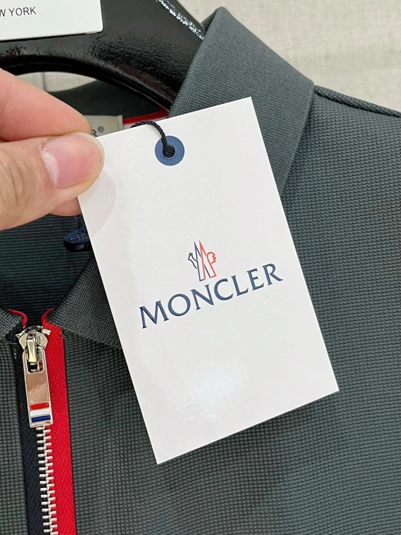 High fidelity Moncler T-Shirts