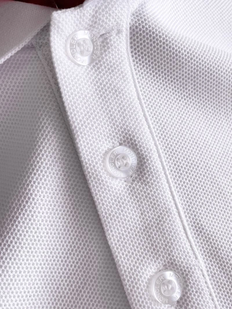 Top mirror Moncler T-Shirts