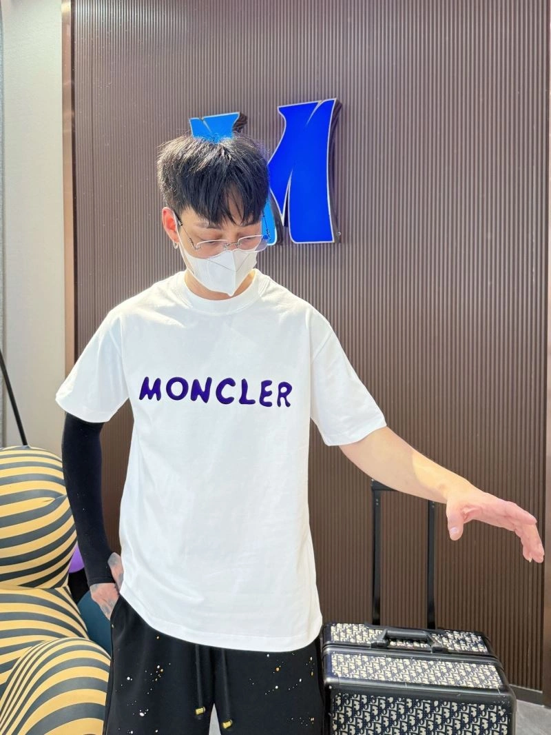 Discounted Moncler T-Shirts